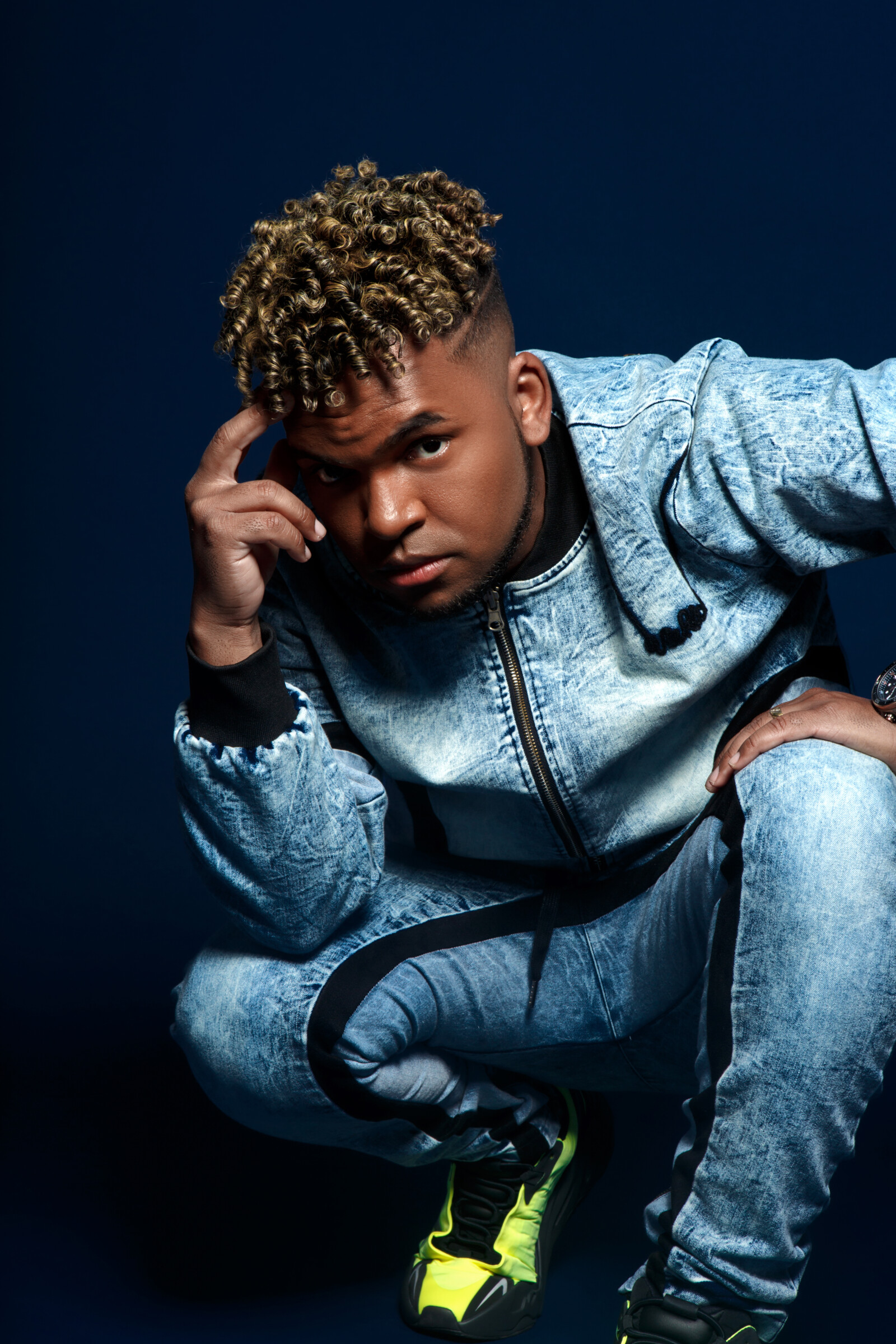 El nuevo álbum de Redimi2 “20/20” trae un mensaje de fuerza y de fé